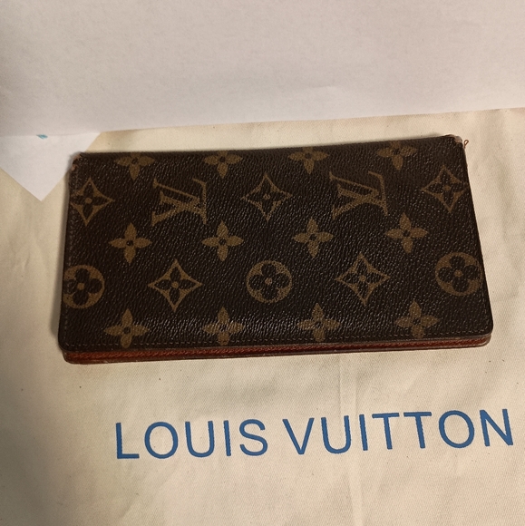 Louis Vuitton | Bags | Authentic Louis Vuitton Monogram Checkbook Long ...
